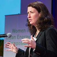 Tracey Holloway bridges science, policy, public health to bring space ...